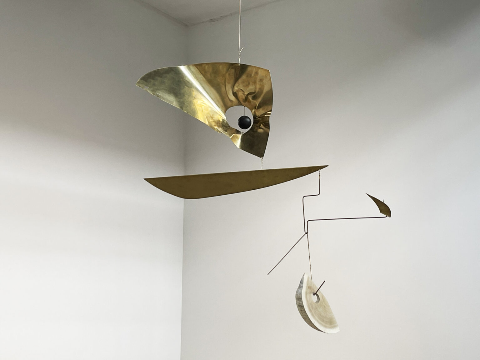 Dennis Lin :Olga Korper Gallery
